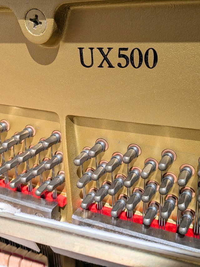 YAMAHA(ヤマハ) UX500 中古ピアノ グランドピアノを思わせる豊満 YAMAHA(ヤマハ) UX500 中古ピアノ グランドピアノを思わせる豊満